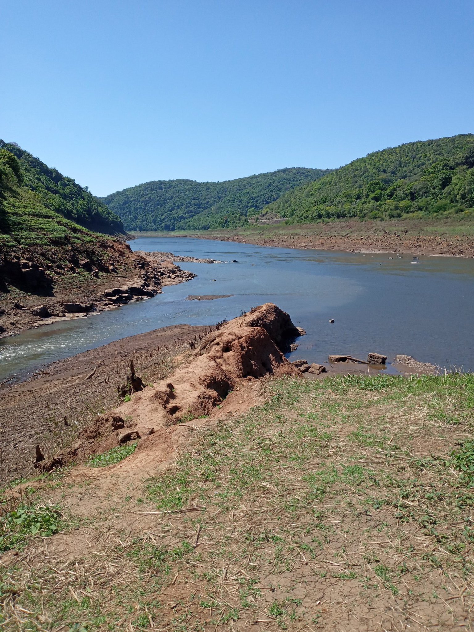 Estiagem traz de volta as cenas do último verão - MetSul Meteorologia
