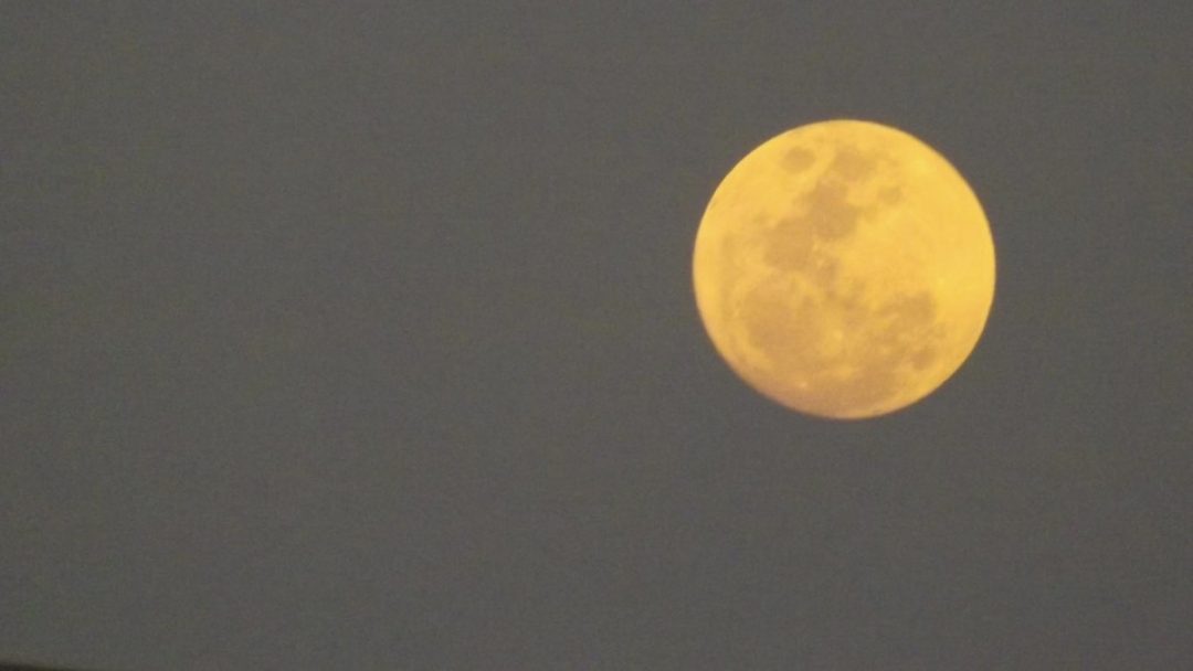 Lua dá espetáculo no céu do Sul do Brasil - MetSul Meteorologia
