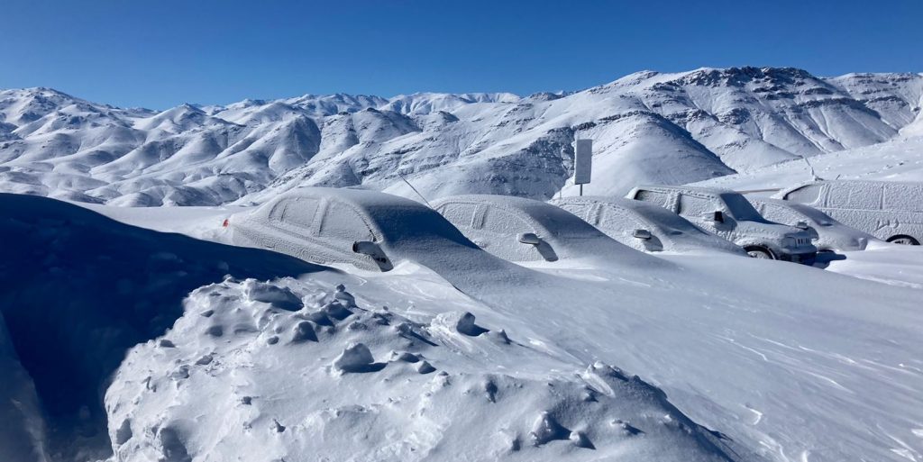Incríveis imagens de observatório congelado no Atacama