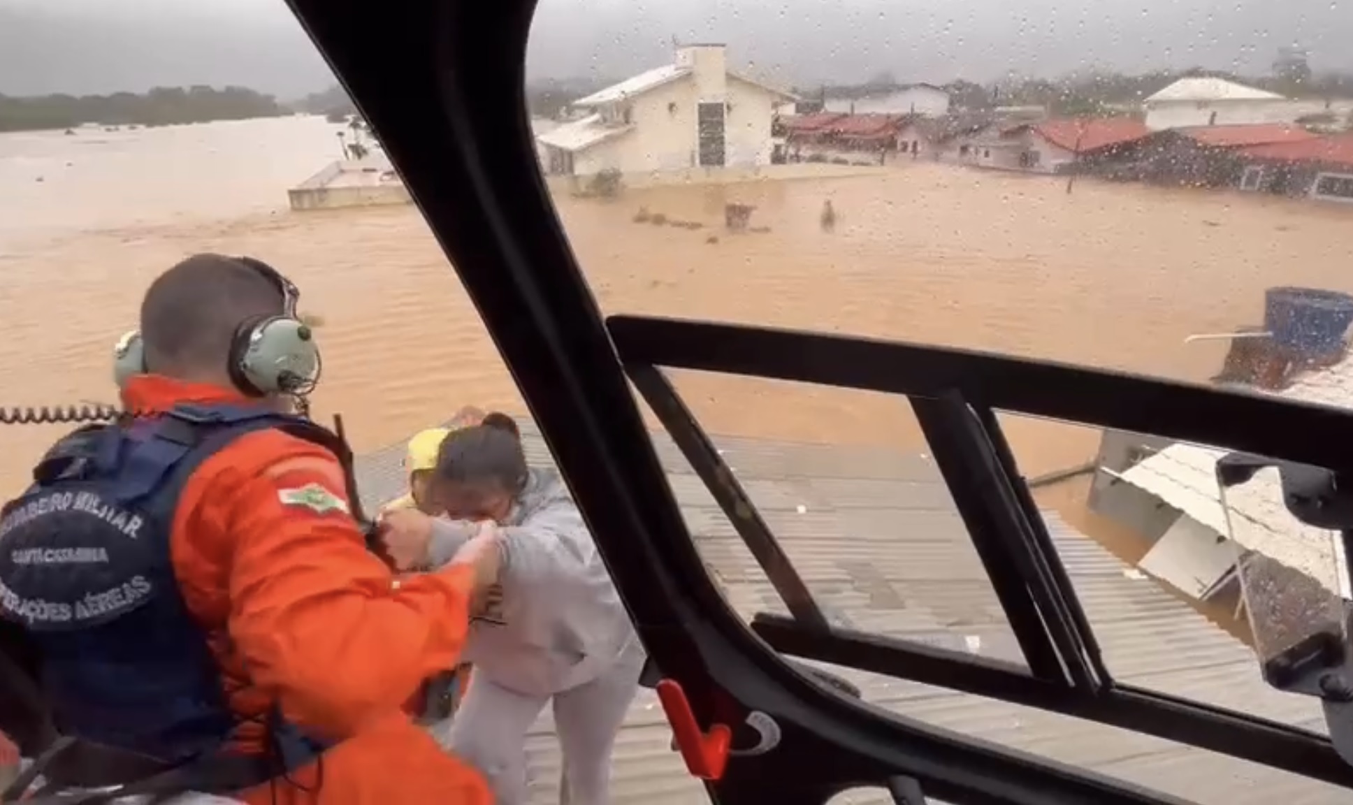Dramática situação na Grande Florianópolis após 600 mm de chuva