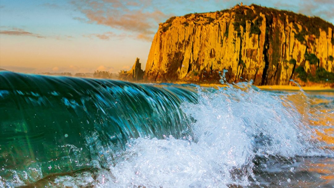 Entenda o mar tão verde em praias do Litoral Norte gaúcho