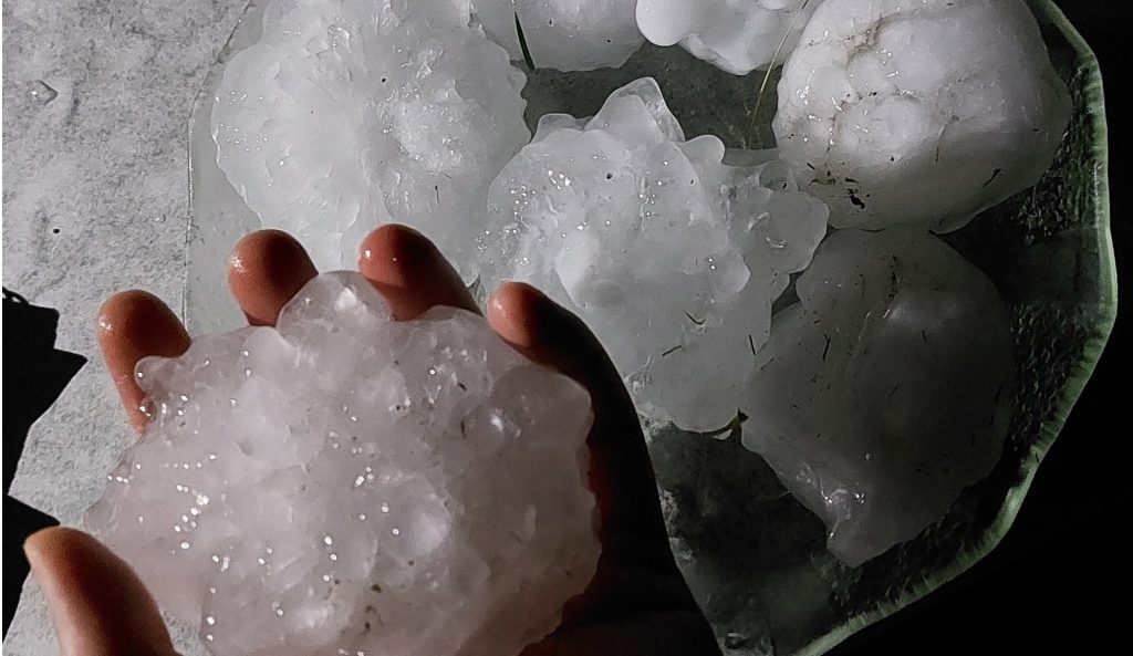 Granizo gigante, feridos e um morto com tempestades na Argentina