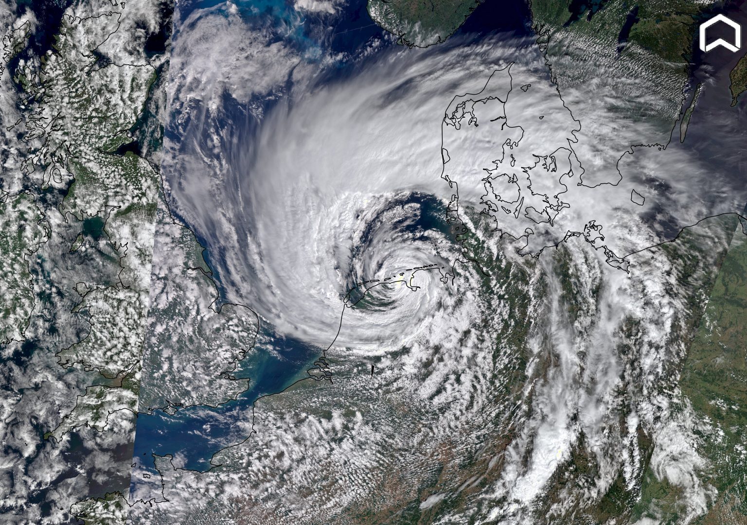 Ciclone muito raro de verão causa mortes e destruição na Europa