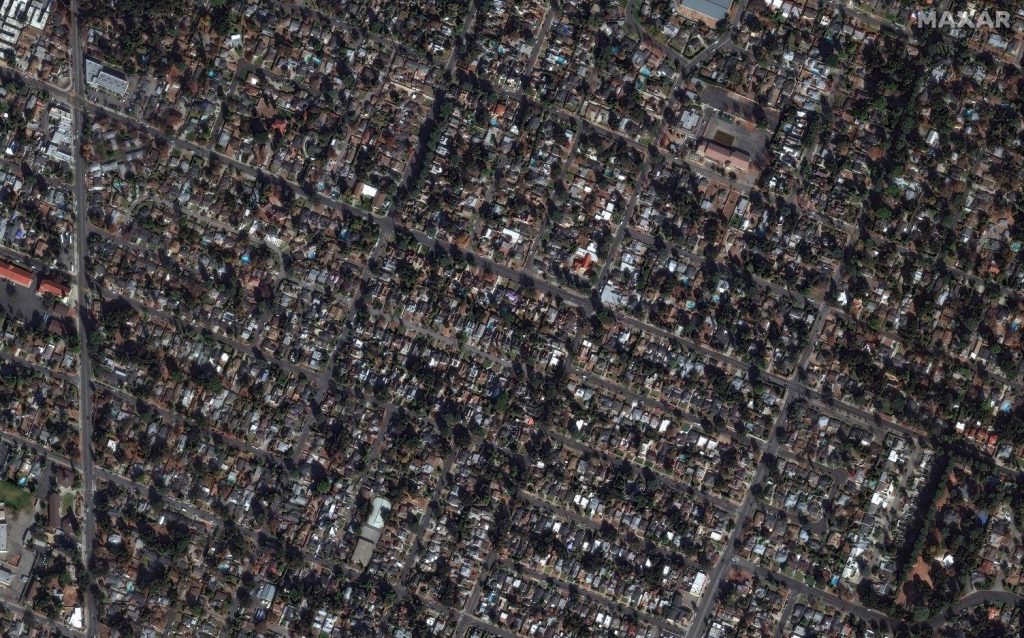Imagens de satélite mostram Los Angeles em chamas; veja as imagens